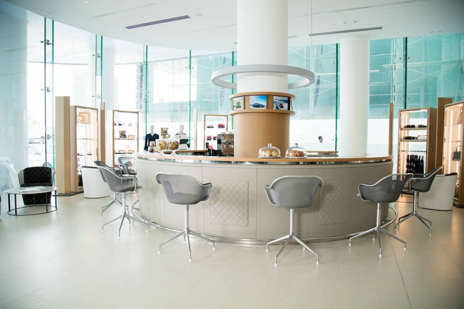 Bentley car showroom | Italian Fit Out